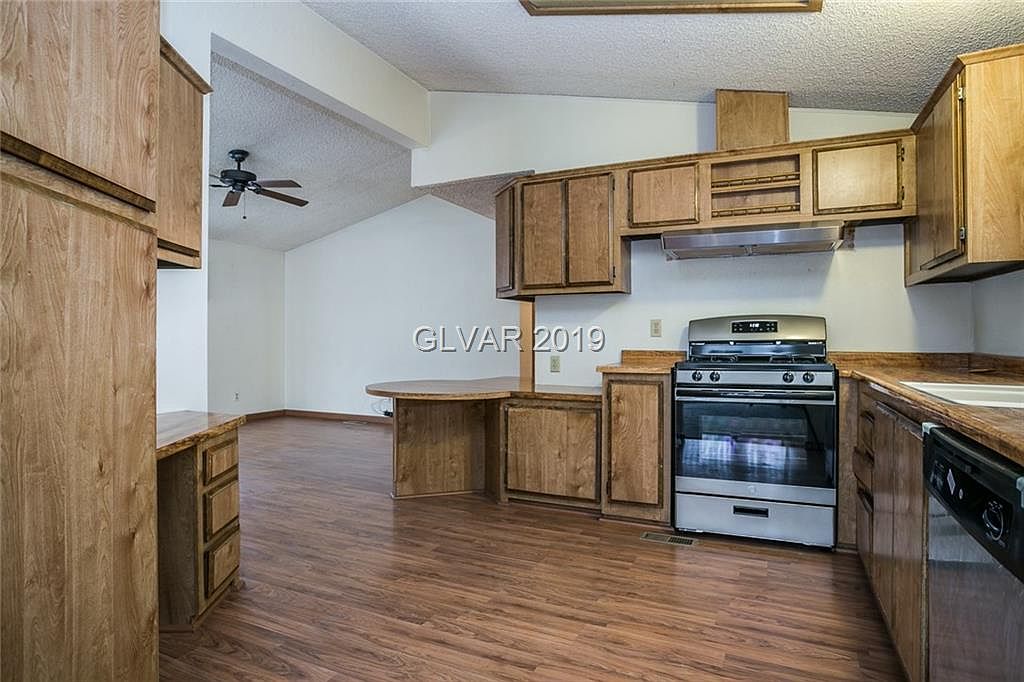 3118 La Barca Ln, Las Vegas, NV 89122 | Zillow