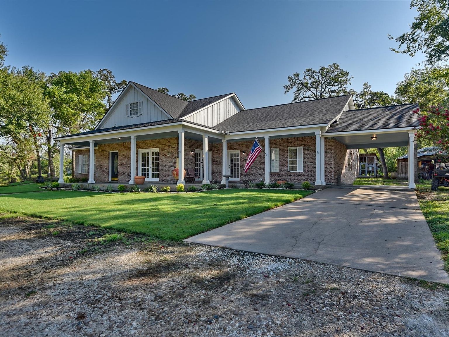 601 Piney Creek Rd, Bellville, TX 77418 | MLS #84483067 | Zillow