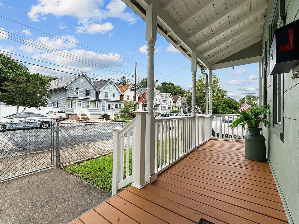 97 Simonson Ave Staten Island NY | Zillow