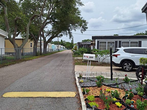 6978 46th Ave N #209, Saint Petersburg, FL 33709 | MLS #11331163 | Zillow