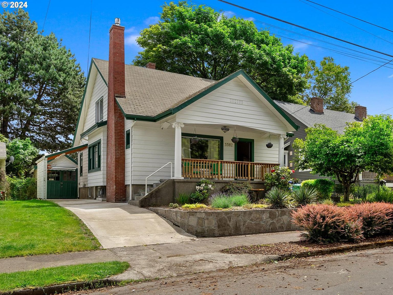 3382 SE 8th Ave, Portland, OR 97202 | Zillow