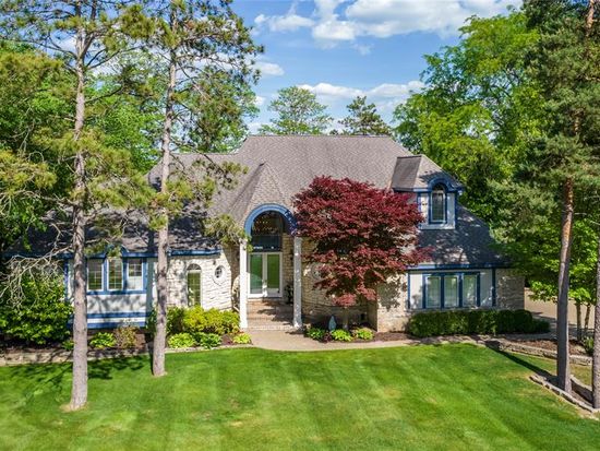 5611 Lake Ridge Dr, Brighton, MI 48116 | MLS #2210041258 | Zillow