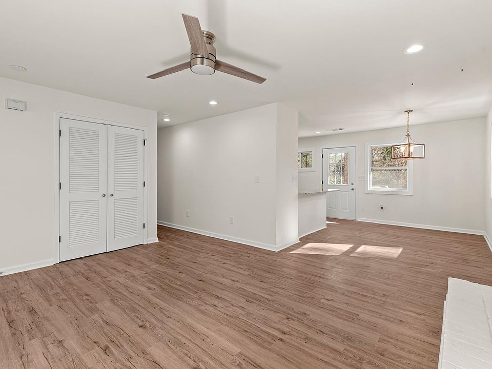 1700 Shirley St SW, Atlanta, GA 30310 | Zillow
