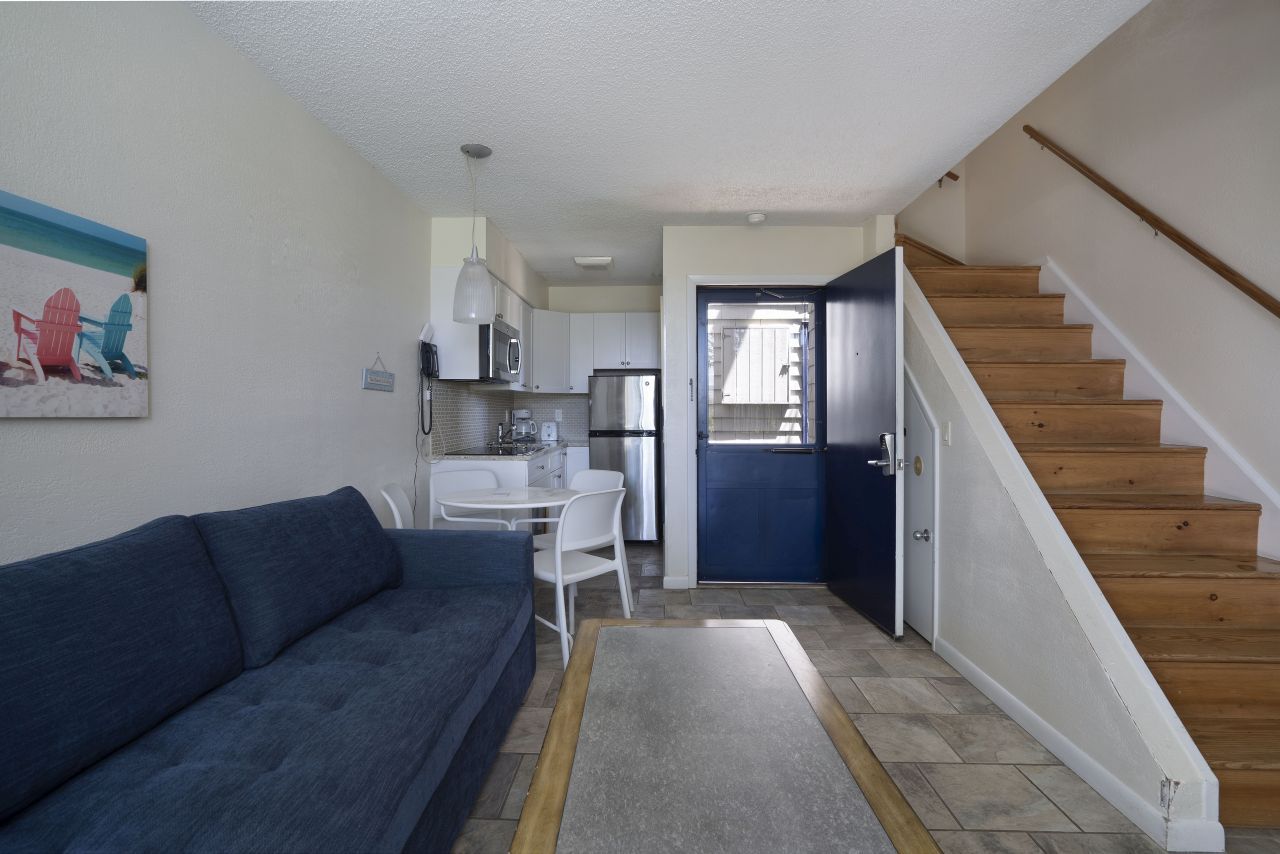 20 Surfside Ave Unit 03C, Montauk, NY 11954 | Out East