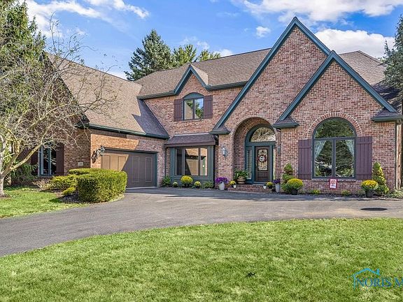 5266 Spring Meadow Ln, Sylvania, OH 43560 | MLS #6120460 | Zillow