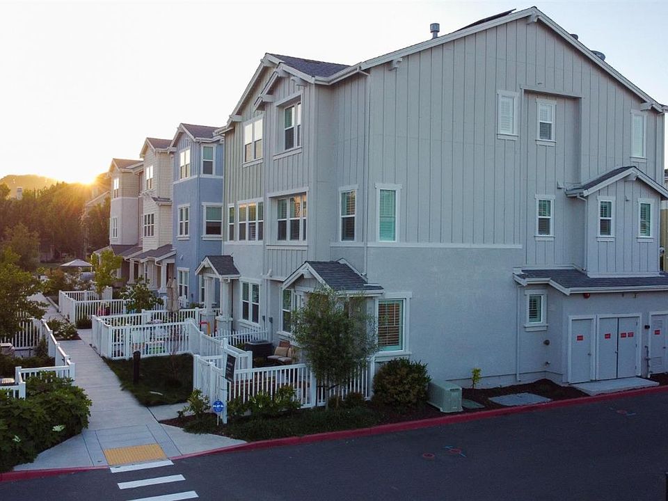 2 Orta Way, Novato, CA 94945 | Zillow