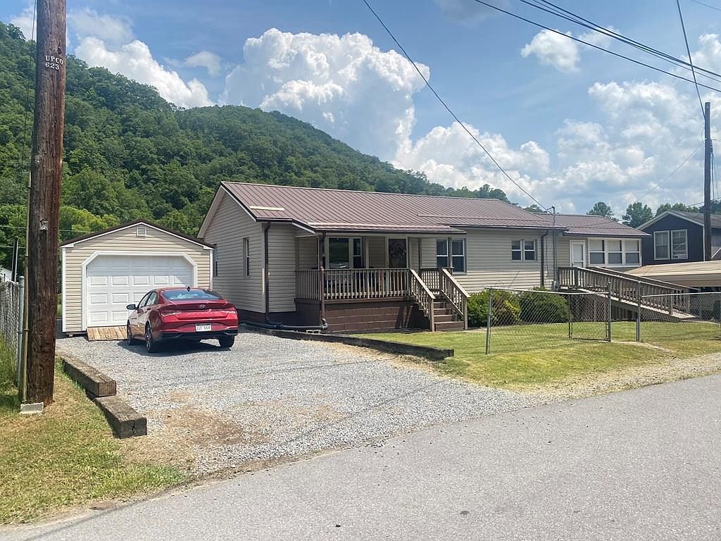 76 Pierpont Rd, Maben, WV 25870 | Zillow