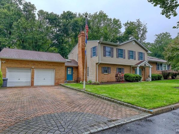 Westwood NJ Real Estate - Westwood NJ Homes For Sale | Zillow