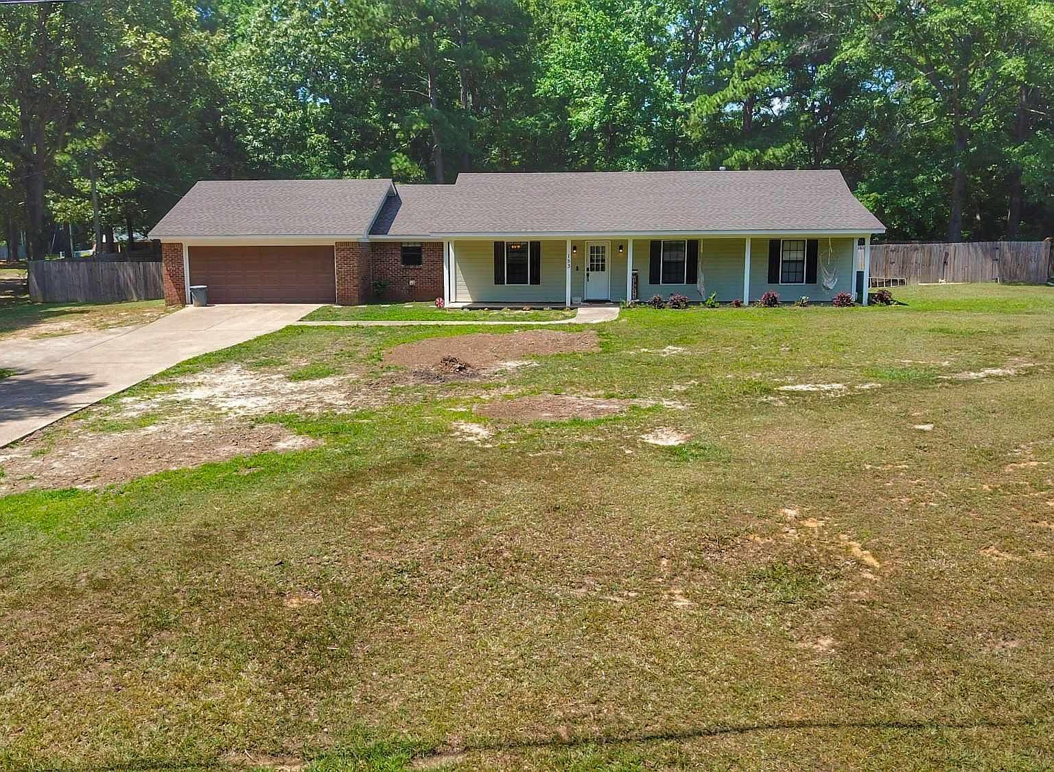 153 Pinewood Dr, Columbus, MS 39702 | MLS #24-1307 | Zillow