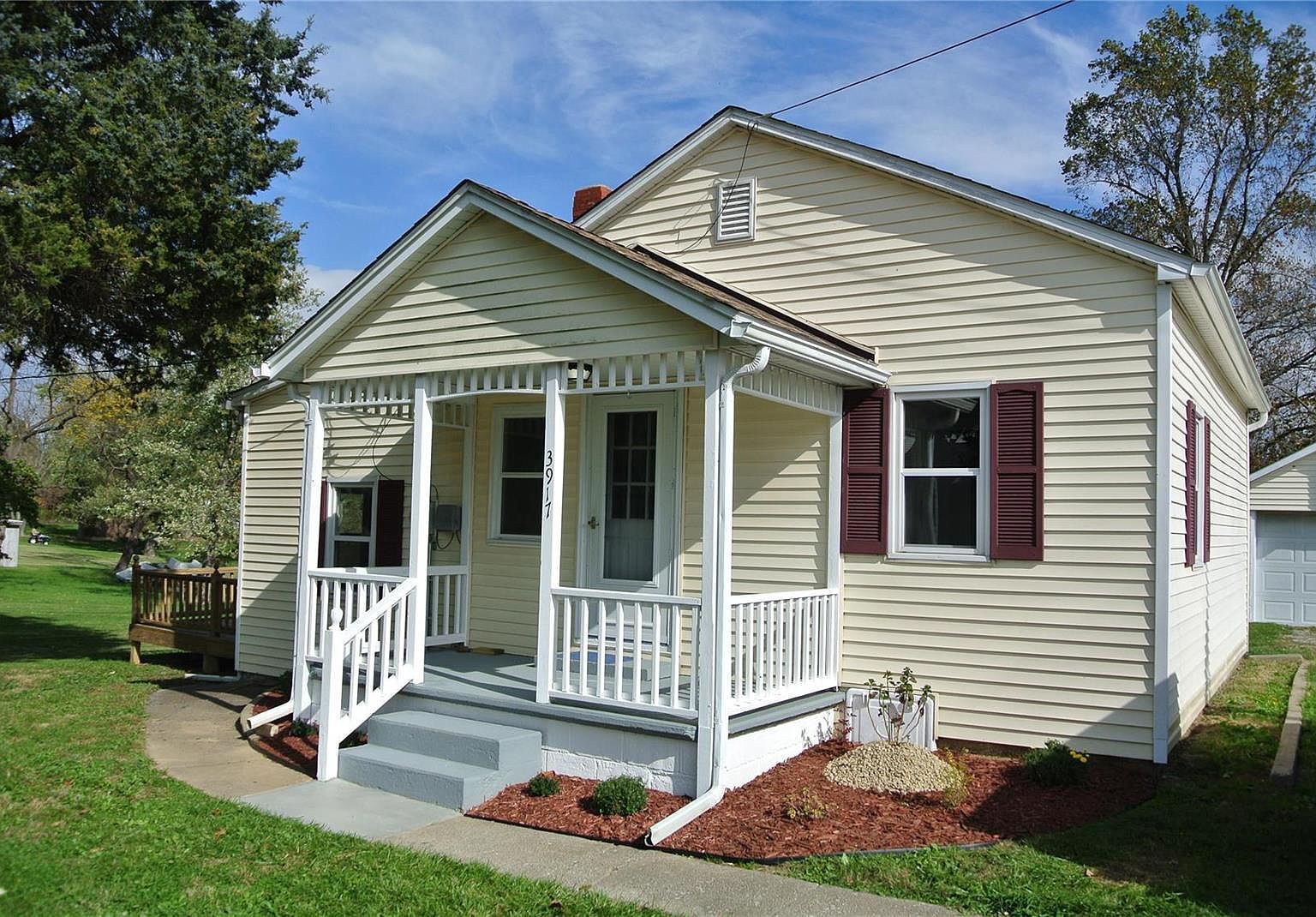 3917 Sarah Ln, Alton, IL 62002 | Zillow