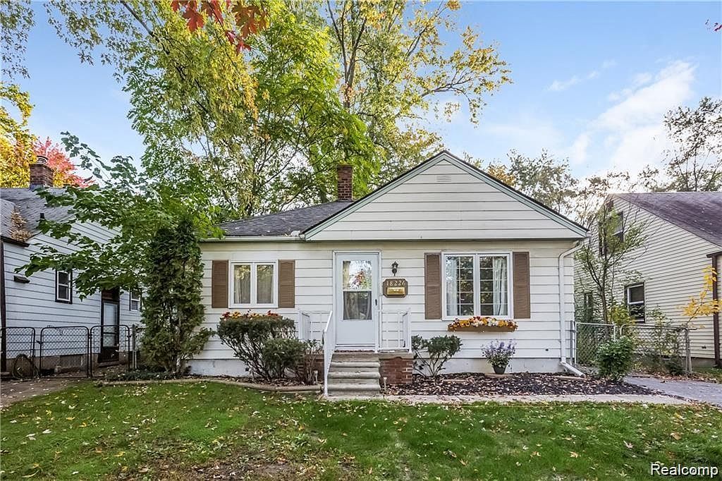 18226 Garfield, Redford, MI 48240 | Zillow