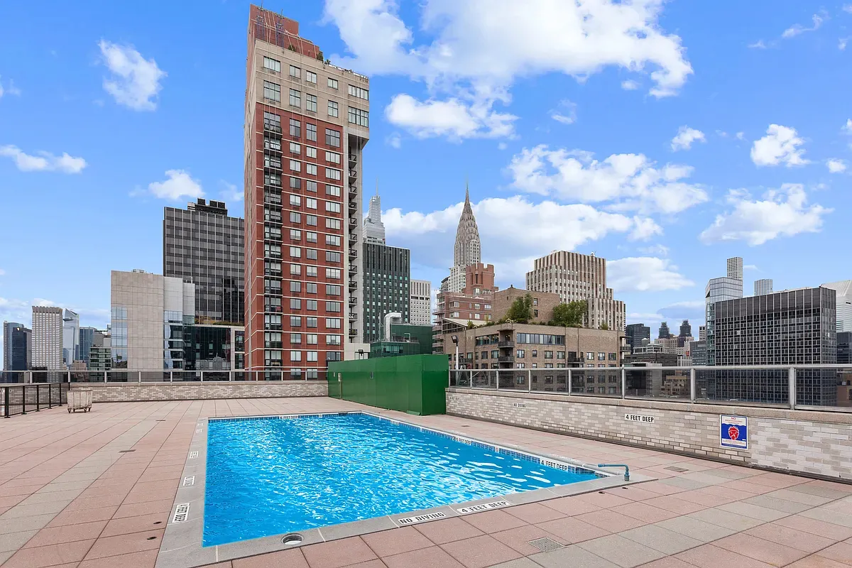300 East 40th Street #5F in Murray Hill, Manhattan | StreetEasy
