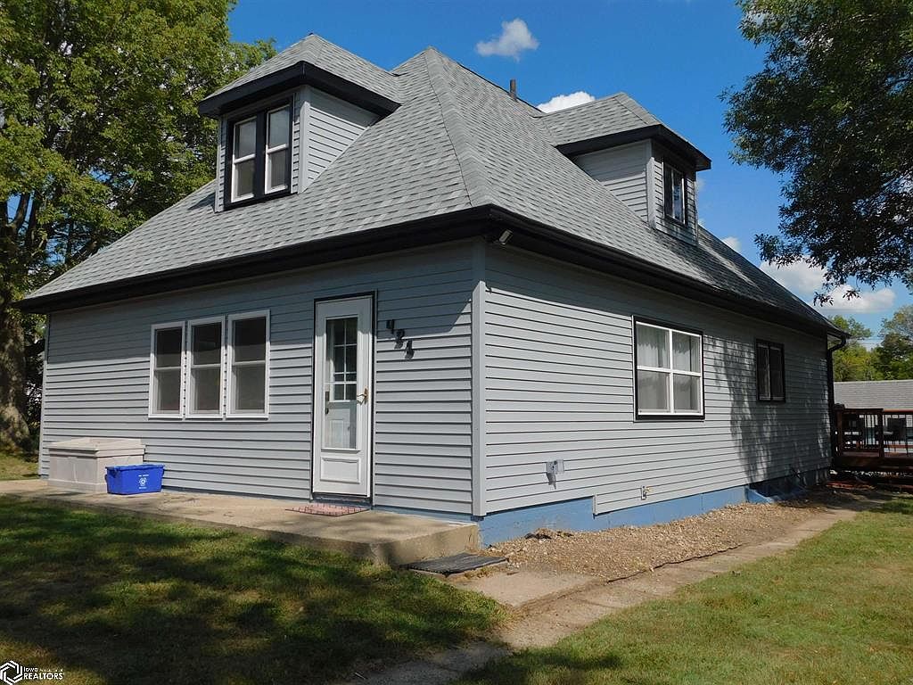 421 Maple St, Deloit, IA 51441 | Zillow