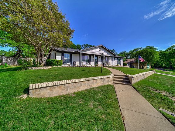 1721 Ederville Rd S, Fort Worth, TX 76103 | Zillow