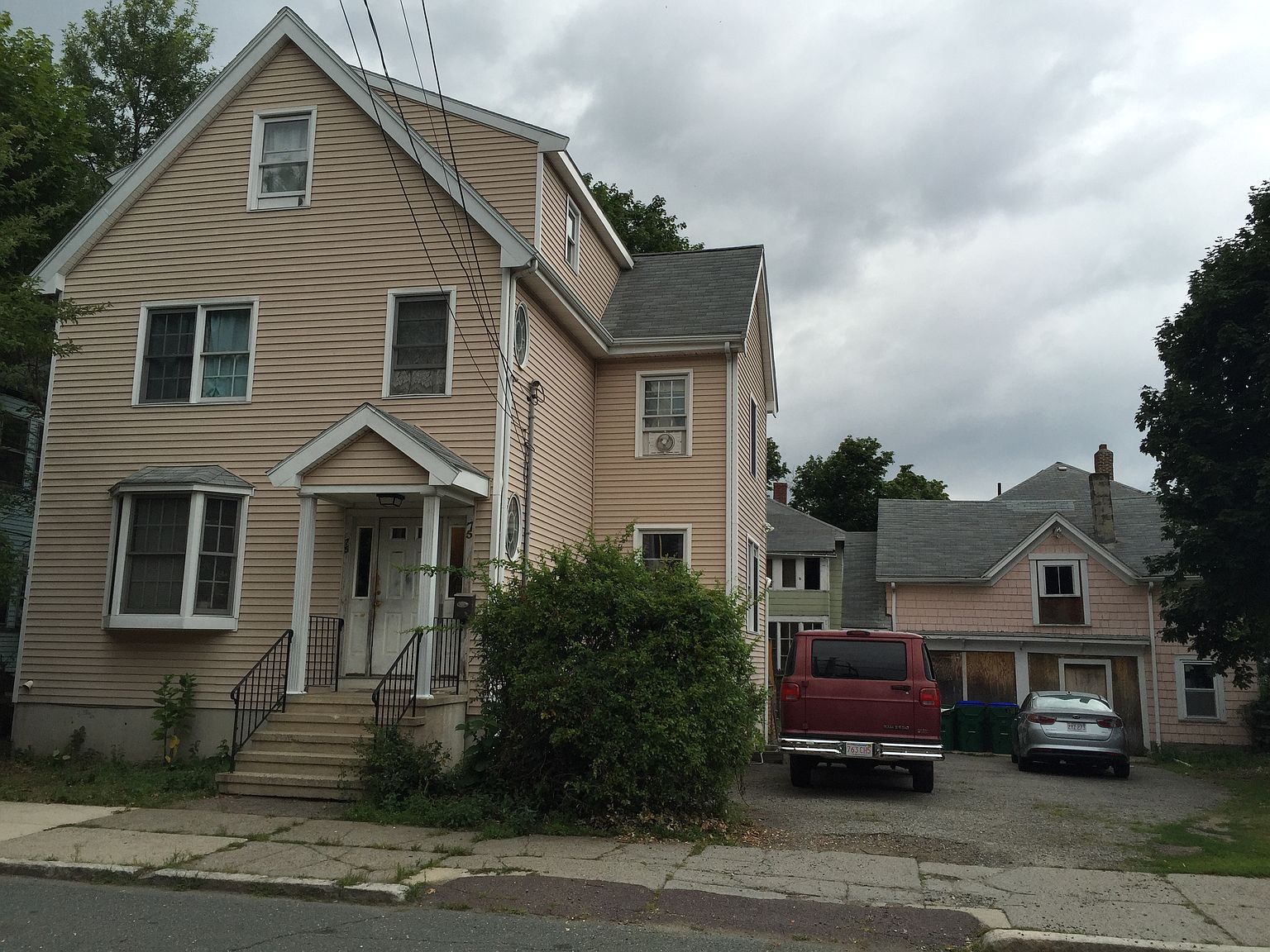 75 Summer St, Medford, MA 02155 | Zillow
