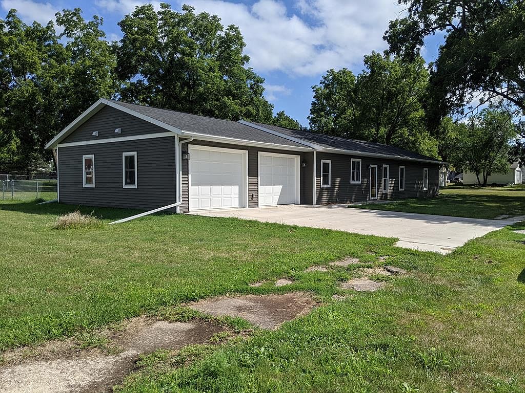 205 S Larch St, Harcourt, IA 50544 | Zillow