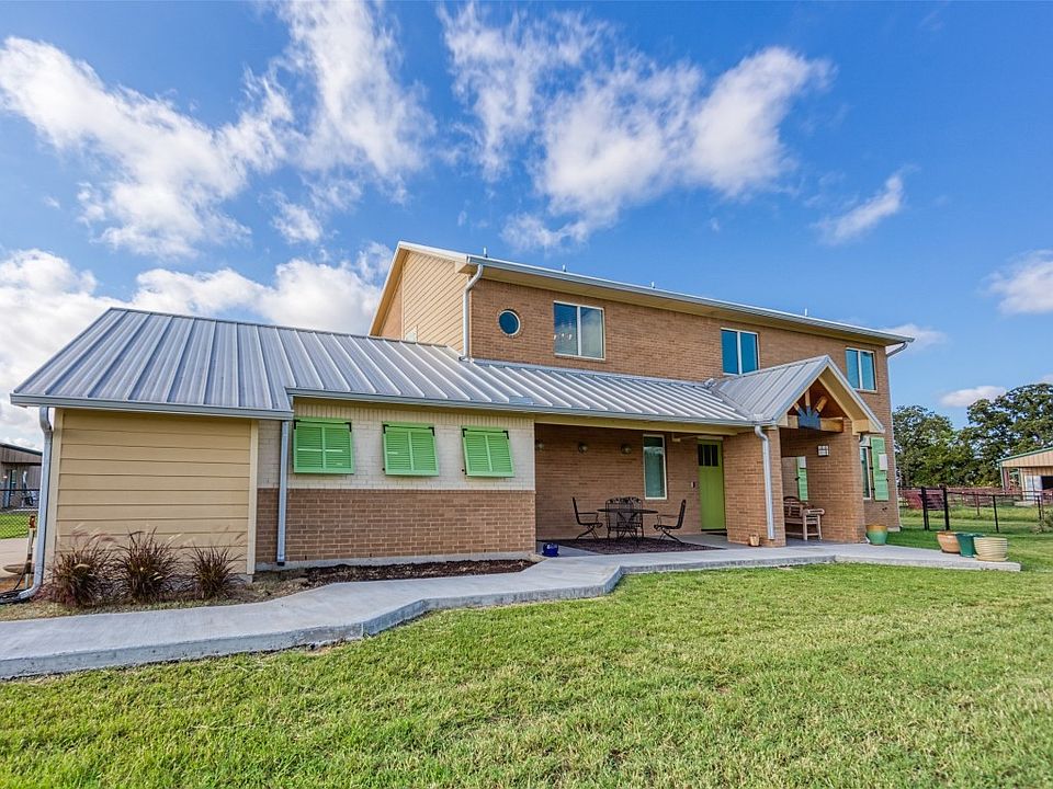 2112 E Blackjack Rd, Pilot Pt, TX 76258 | Zillow