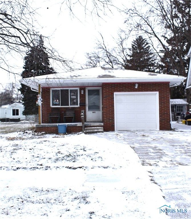 1802 Milroy St, Toledo, OH 43605 | Zillow
