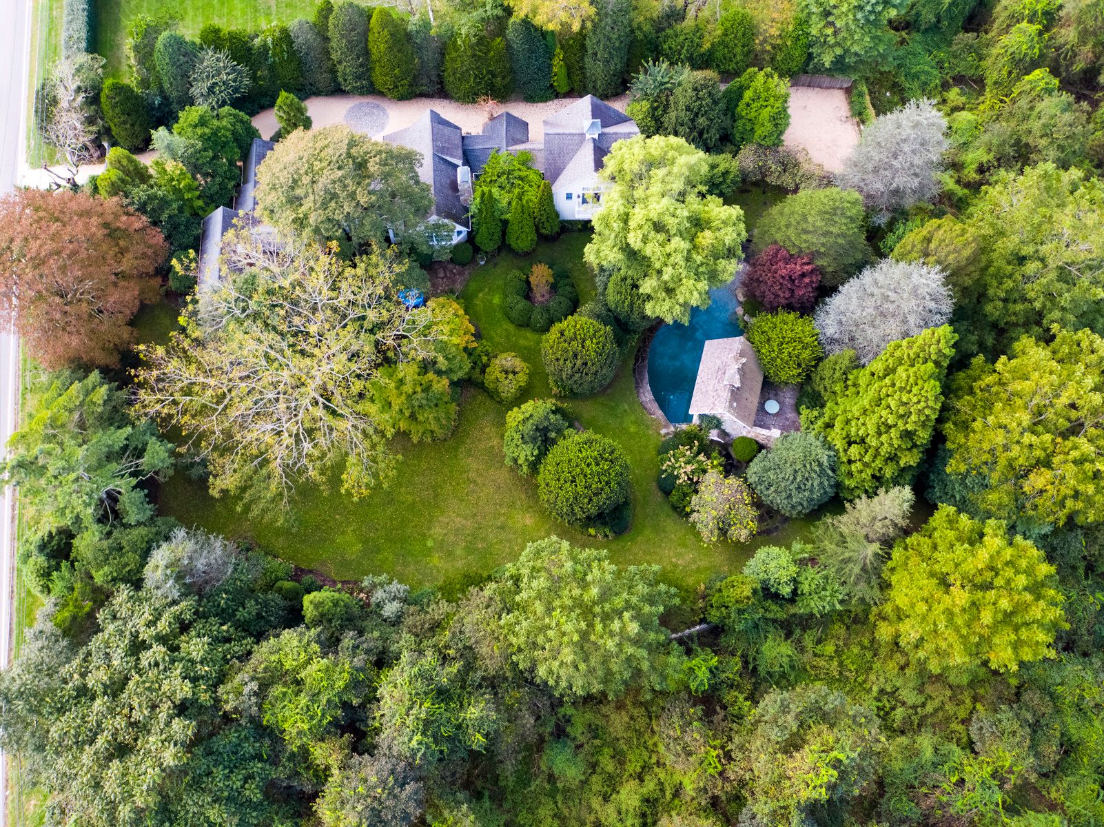 1904 Scuttle Hole Rd, Bridgehampton, NY 11932 | Out East