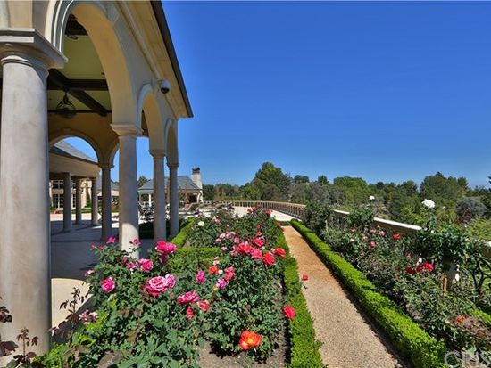 25220 Walker Rd, Hidden Hills, CA 91302 | Zillow