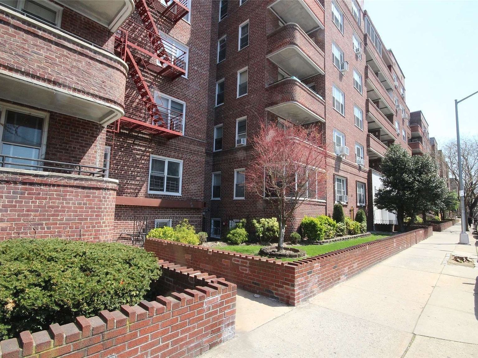 83-33 Austin Street UNIT 3D, Kew Gardens, NY 11415 | MLS #3503458 | Zillow