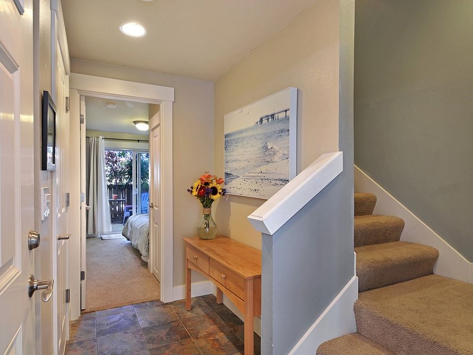 8513B Stone Ave N, Seattle, WA 98103 | Zillow