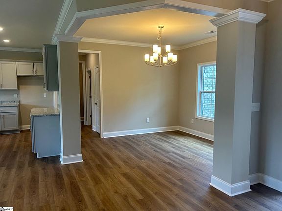 229 Carriage Gate Dr, Wellford, SC 29385 | MLS #1500297 | Zillow