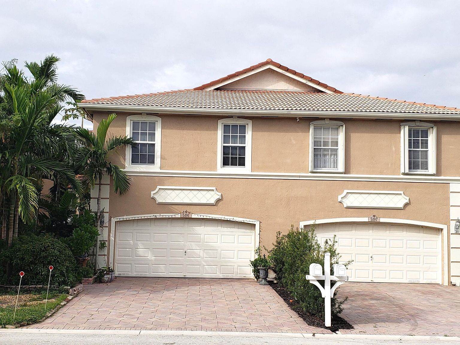 5191 Meadow Oaks Dr, Coconut Creek, FL 33073 | MLS #RX-10942033 | Zillow