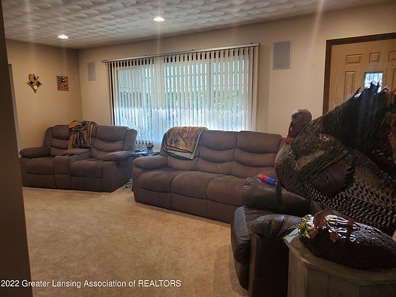 6898 Maynard Rd, Portland, MI 48875 | Zillow