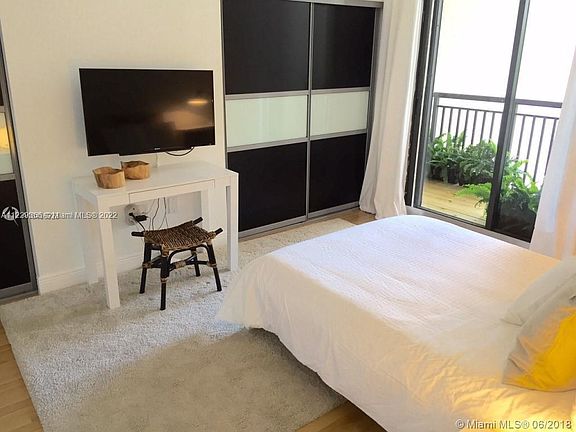 540 Brickell Key Dr APT 501, Miami, FL 33131 | Zillow