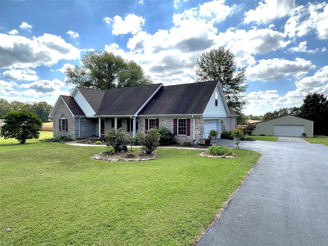 4498 Blackjack Rd, Franklin, KY 42134 | MLS #RA20234367 | Zillow