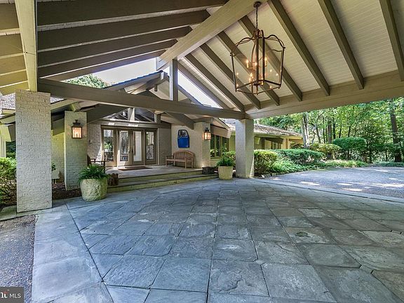 10109 Iron Gate Rd, Rockville, MD 20854 | Zillow