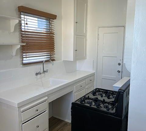 6115 Orange St APT 12, Los Angeles, CA 90048 | Zillow