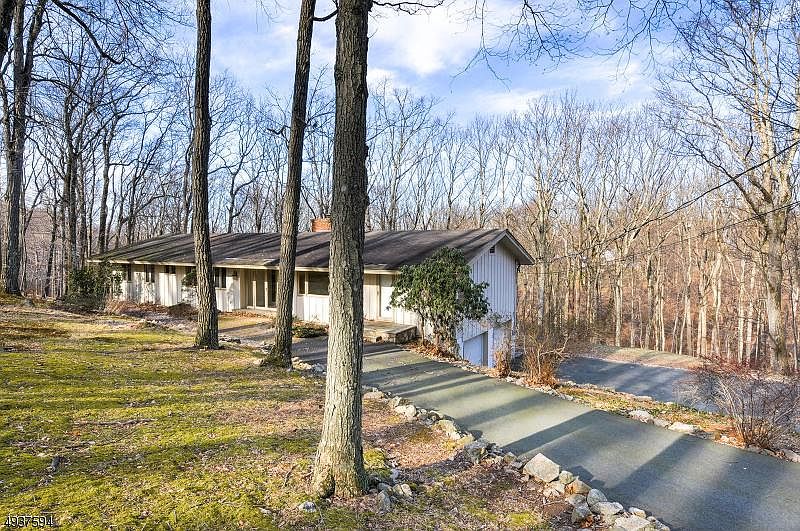 41 Ravine Lake Rd, Bernardsville, NJ 07924 | Zillow
