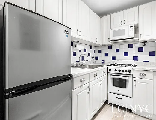 156 West 73rd Street #5R in Upper West Side, Manhattan | StreetEasy