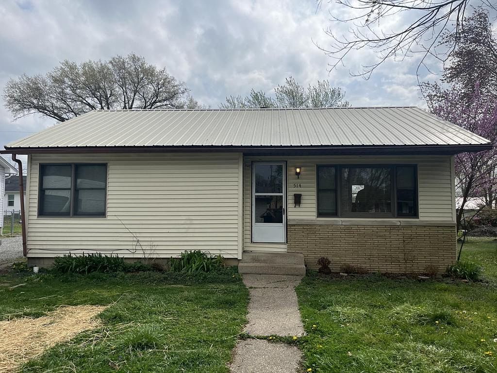 514 Smith Dr, Carmi, IL 62821 | Zillow