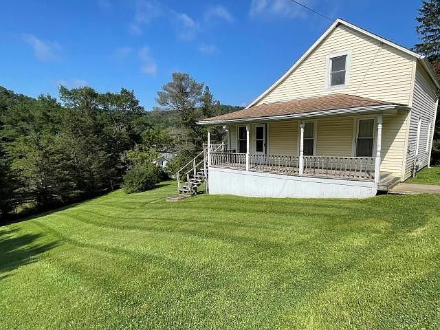 11 Church St, Ludlow, PA 16333 | Zillow