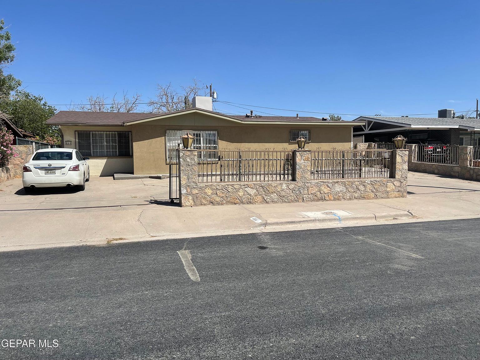 444 Pinewood St, El Paso, TX 79907 | Zillow
