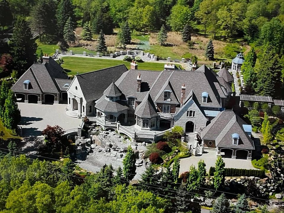 1558 Dutton Rd, Rochester, MI 48306 | Zillow