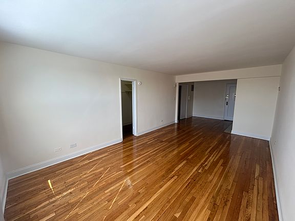 180-05 62nd Rd #2K, Middle Village, NY 11379 | Zillow