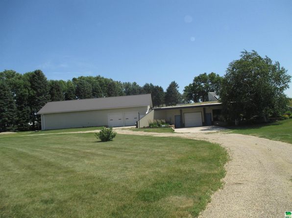 Sheldon Real Estate - Sheldon IA Homes For Sale | Zillow