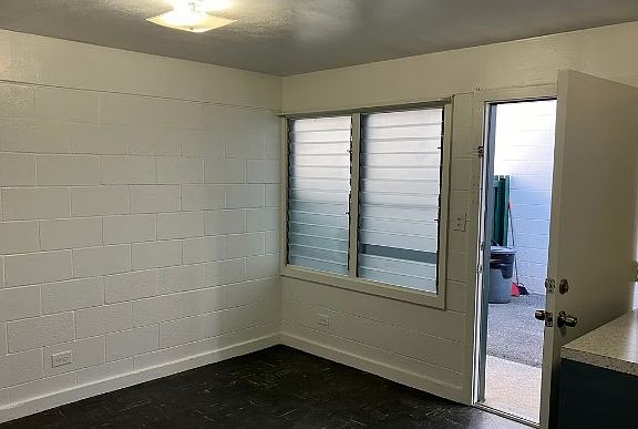 1722 Democrat St APT 2, Honolulu, HI 96819 | Zillow