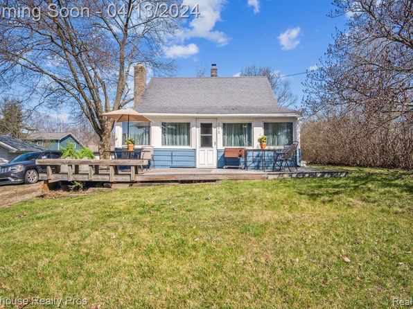 Waterfront - Brooklyn MI Waterfront Homes For Sale - 45 Homes | Zillow