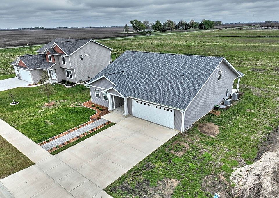 210 Lea Ln, Forsyth, IL 62535 | Zillow