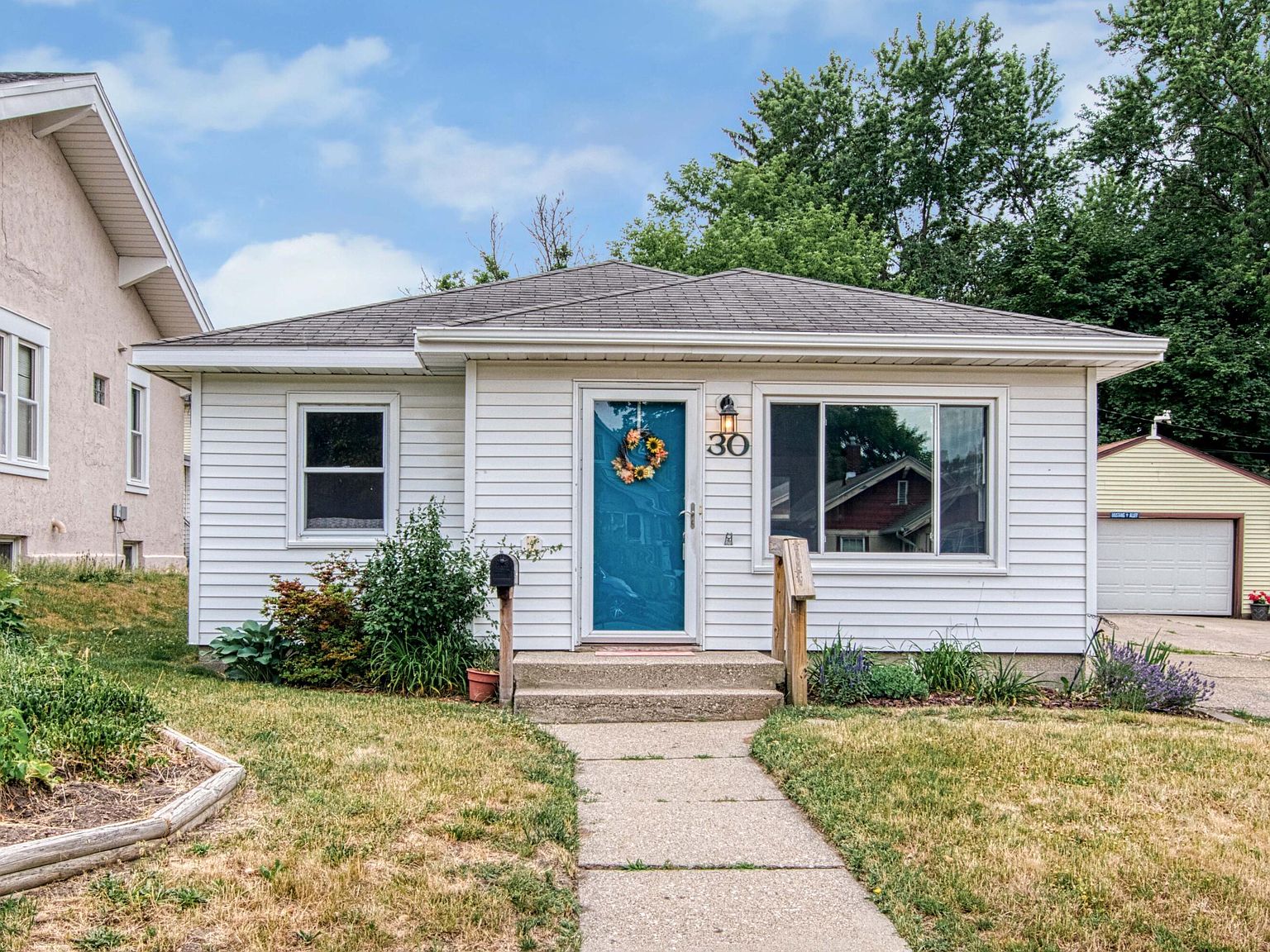 30 Dean St NE, Grand Rapids, MI 49505 | Zillow