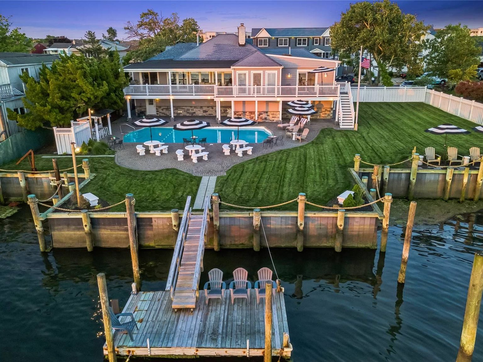 894 S Long Beach Avenue, Freeport, NY 11520 | Zillow