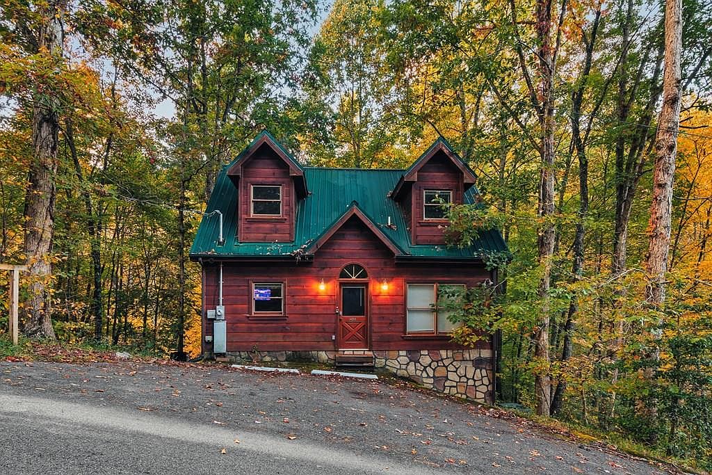 1420 Silver Poplar Ln, Sevierville, TN 37876 | MLS #267820 | Zillow