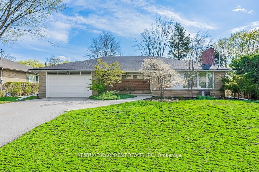 15 Princess Anne Cres, Toronto, ON M9A 2N9 | Zillow