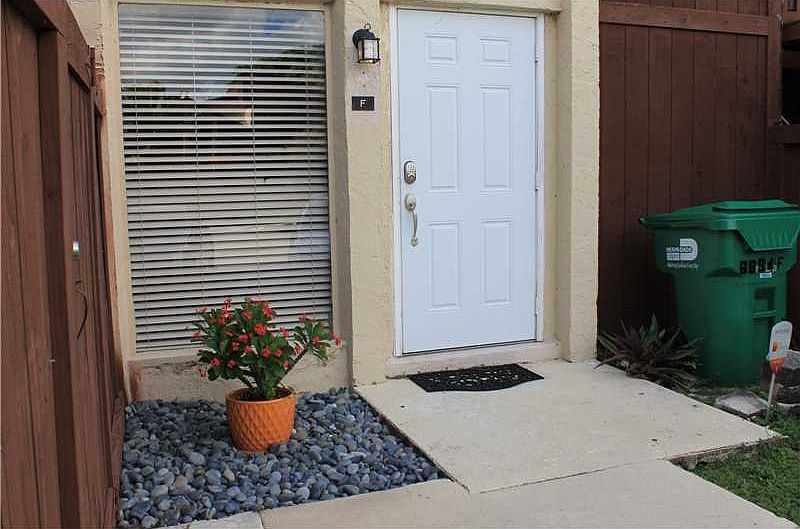 6864 SW 114th Pl #F61, Miami, FL 33173 | Zillow