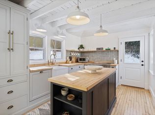 5 Heath Rd, Kennebunk, ME 04043 | Zillow